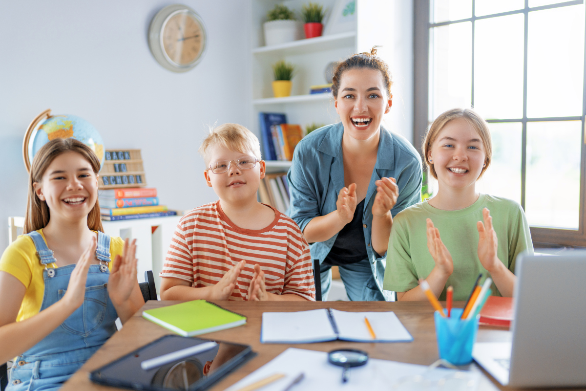 Adverbele în Engleză: Ghid simplu pe înțelesul copiilor - Bright Kids